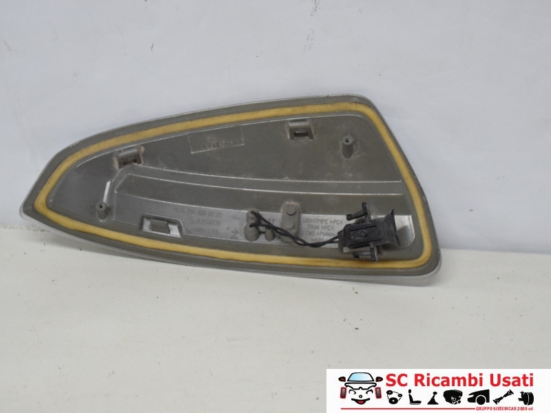 Fanalino Luce Led Freccia Sx Mercedes Classe C A2048200721 | SC Ricambi ...