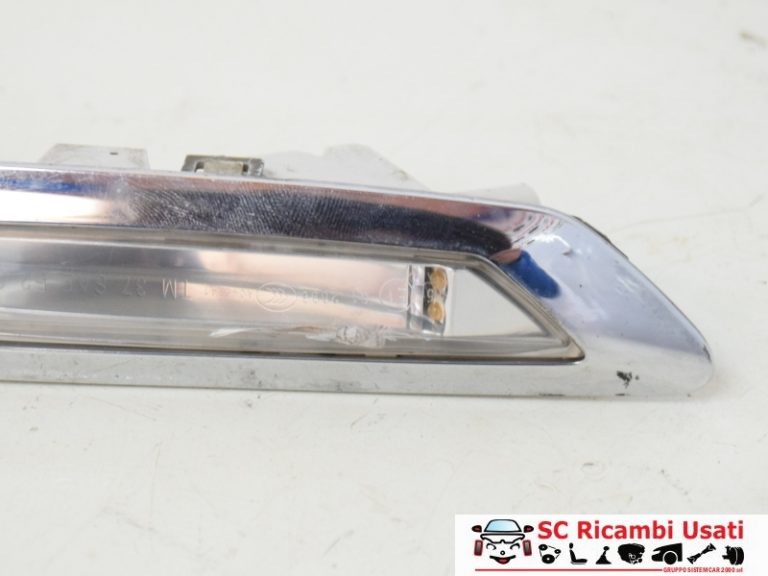 Freccia Laterle Led Bmw Serie 5 F10 63137154168 63137154167 | SC ...